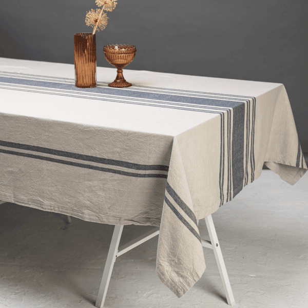 Randig bordsduk i tvättad bomull 145x310cm - Gripsholm